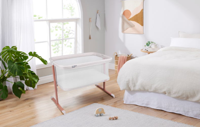 Attractable, functional and spacious new bassinet and co-sleeper to ...